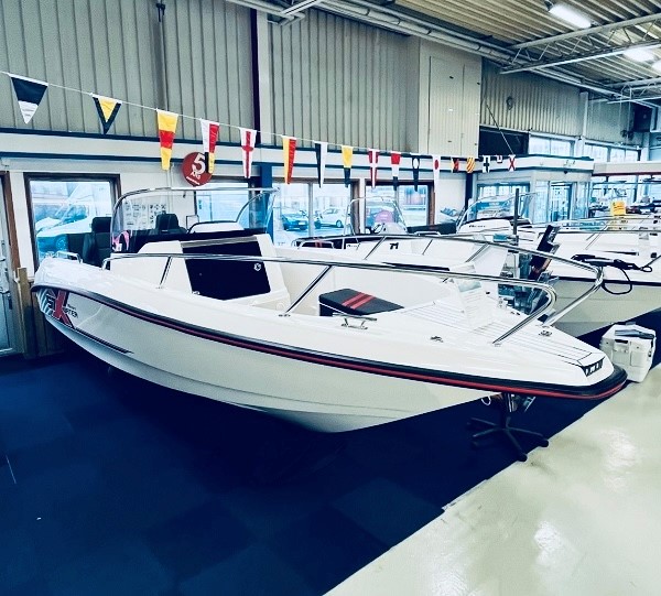SÅLD MICORE XW57 SC & Honda 115hk • SS Marin & Bilbehör AB i Sisjön ...