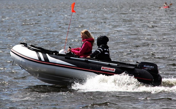Suzumar 380 RIB med Suzuki 30hk • PAKETPRIS • SS Marin & Bilbehör AB